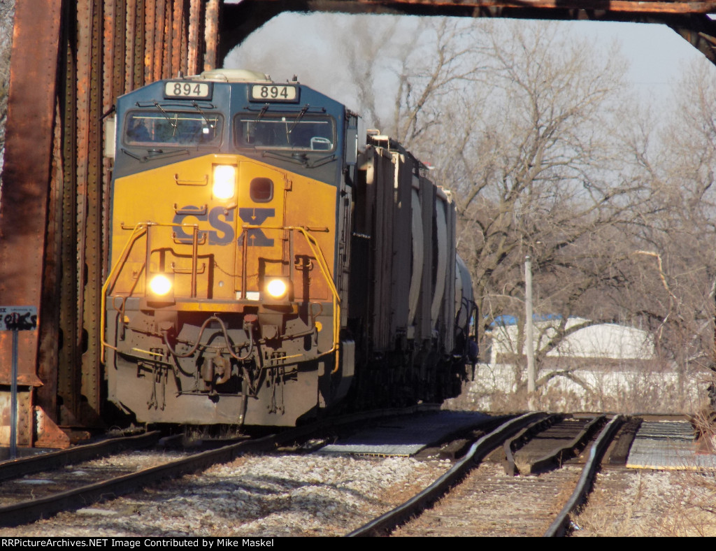 CSX 894